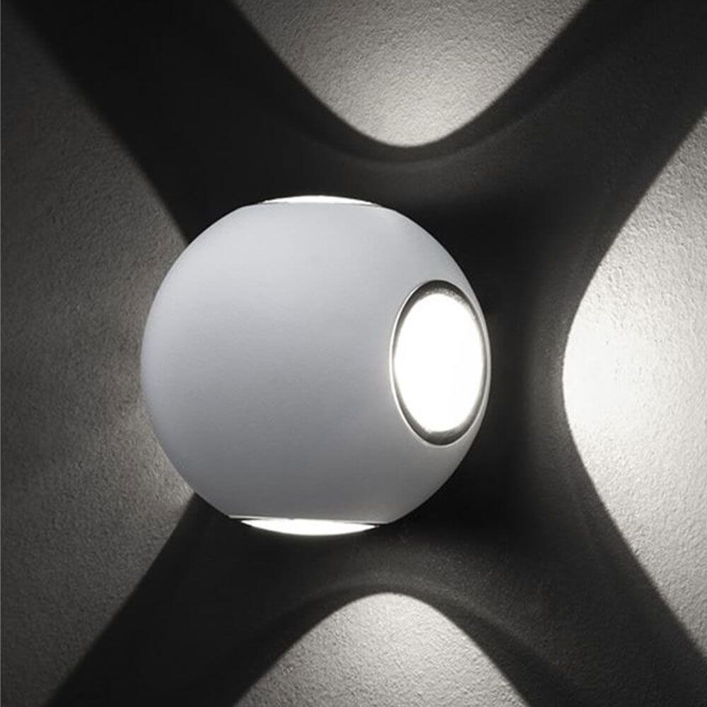Zari Mini Wandleuchte Lichtstrahlen IP54 online kaufen | skapetze®